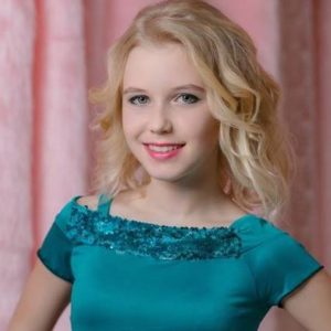 Sofia Shkidchenko la Mini Stars une véritable incroyable talent - du monde