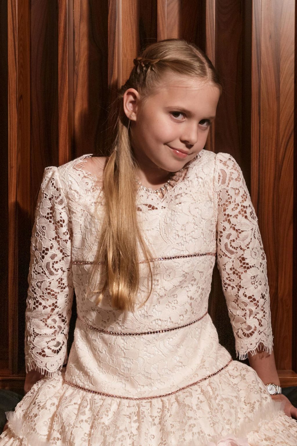 Emily Linge.une artiste a découvrir dejas une mini stars a à Dubaï